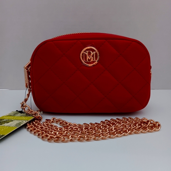 Badgley Mischka | Bags | Studio Badgley Mischka Womens Red Camera ...